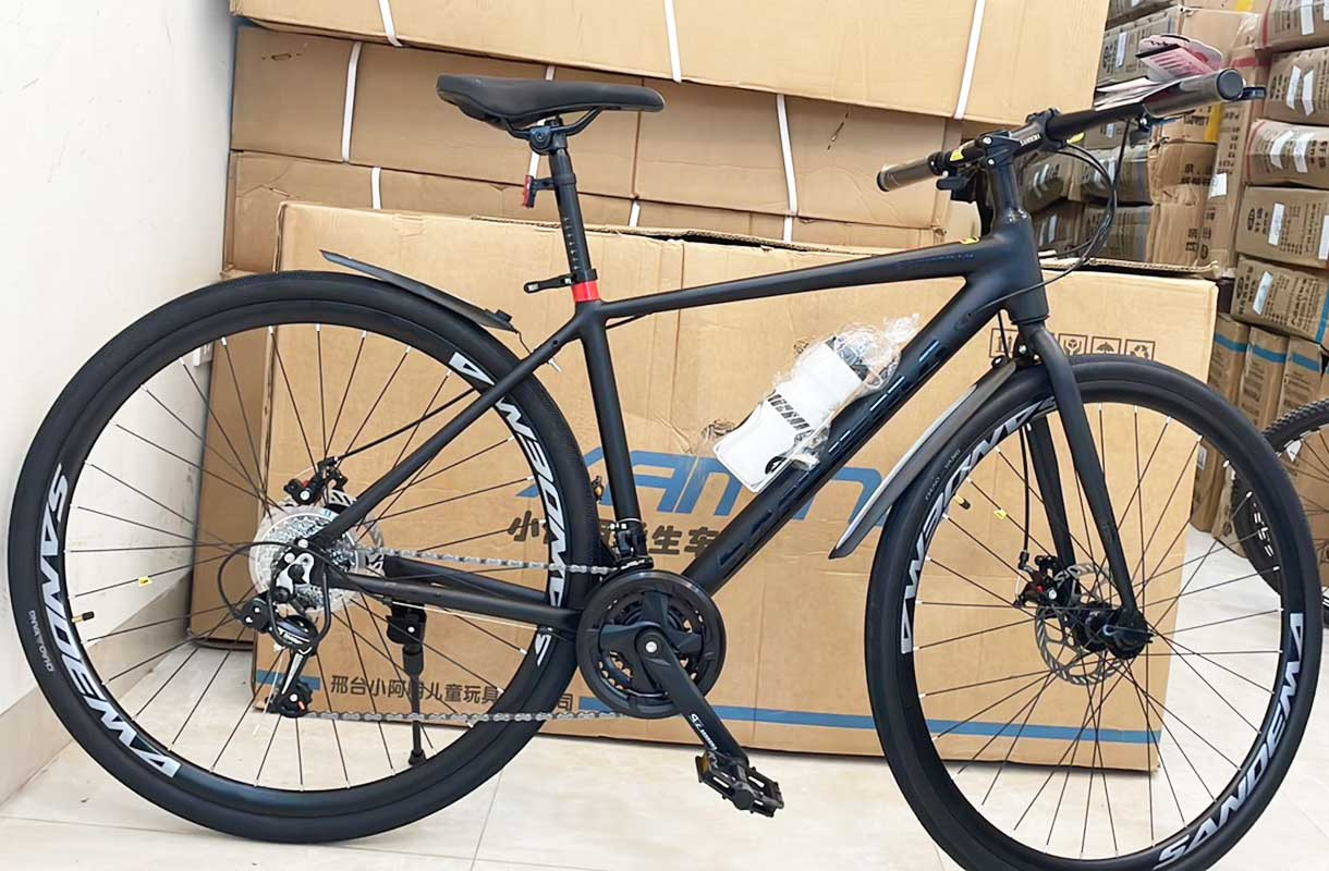 Xe đạp thể thao Sandema khung hợp kim nhôm siêu nhẹ đúc liền